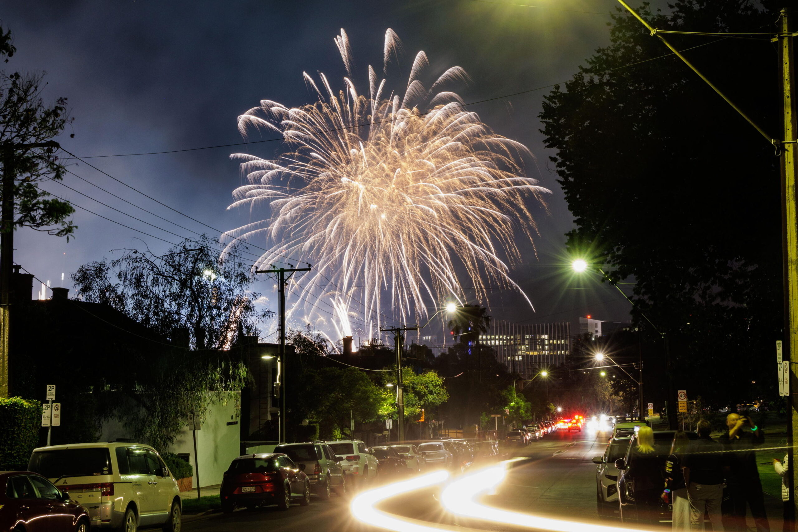 Capodanno: riti e feste per arrivo del 2026 . Cartoline dal mondo ...