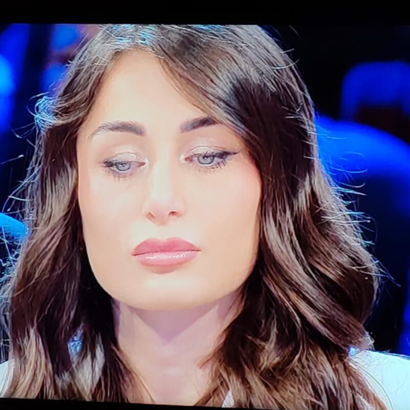 “Affari tuoi” premia la Calabria con 20mila euro: li vince la ...