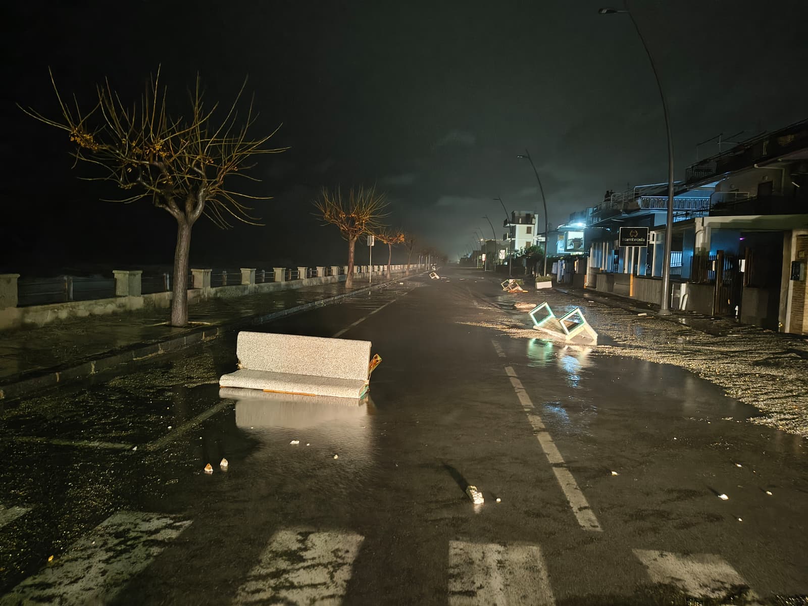 Maltempo nella zona ionica di Messina, da Alì a Santa Teresa le ...