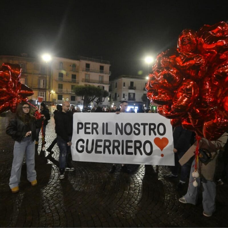 Napoli, il bimbo lotta in ospedale per un nuovo cuore: l’inchiesta si ...
