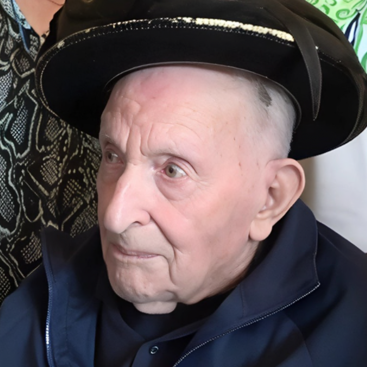In cyclette con il nonno di San Pietro in Guarano Michele Bruno: 108 ...