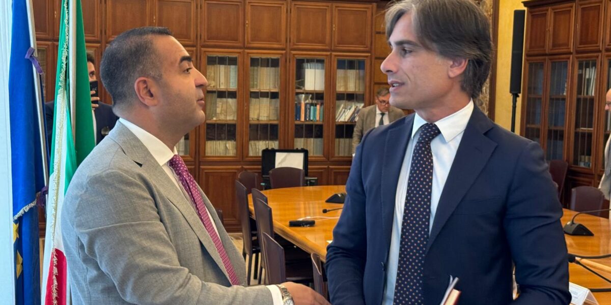 «A Reggio ha vinto una travolgente voglia di cambiamento assoluto ...