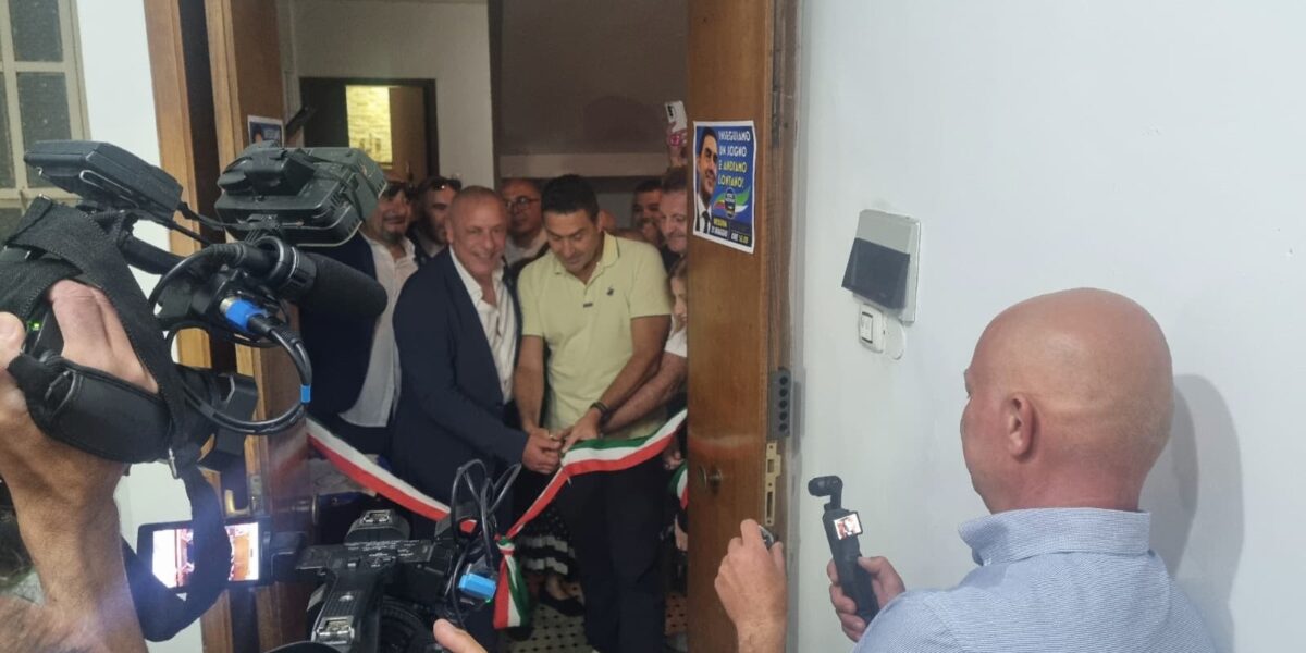 Vannacci a Messina: "Il Ponte sullo Stretto va fatto. Immigrati ...