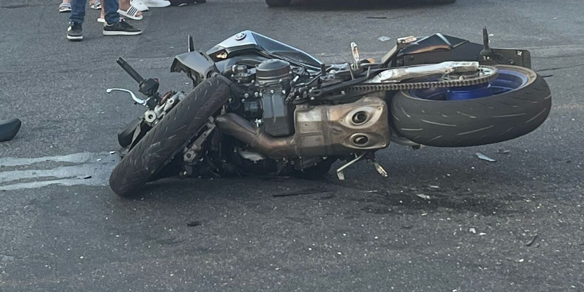Gioia Tauro, violento scontro auto-moto al ponte sul Petrace: giovane ...