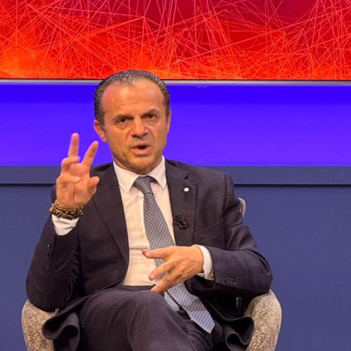 Sud Chiama Nord apre la fase di selezione per le candidature, De Luca ...